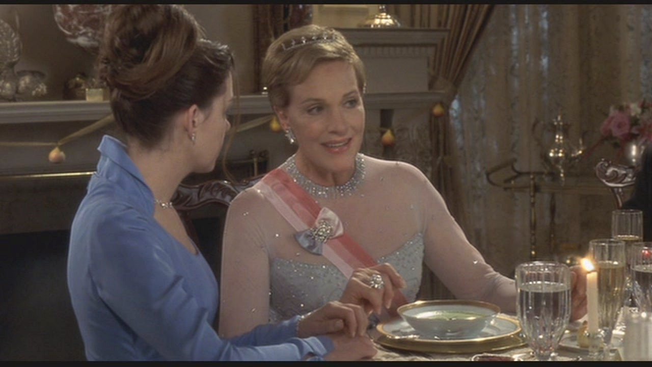 DVD Screencaptures - PrincessDiaries-DVD 1061 - Anne Hathaway Fan Gallery